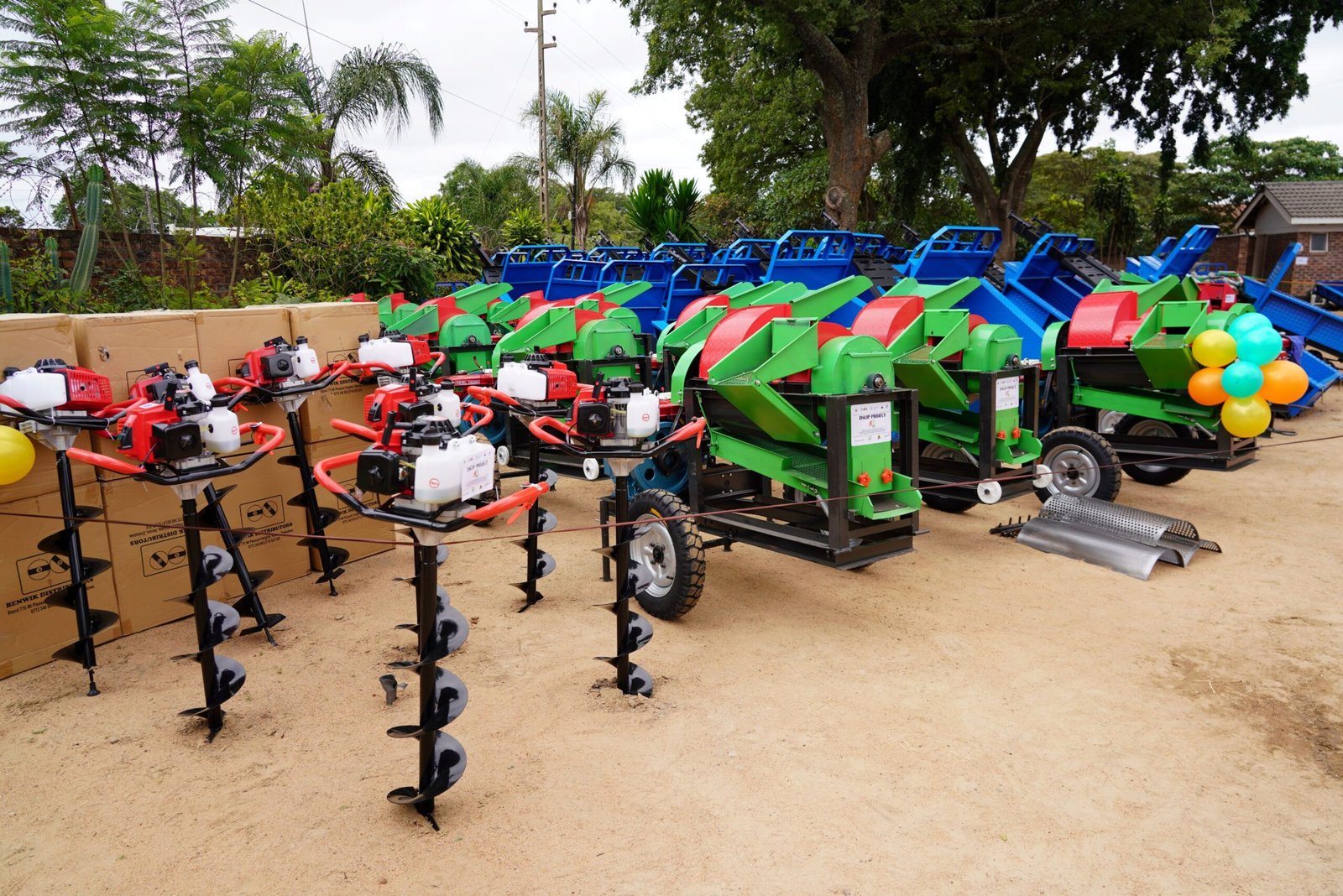 Zimbabwe: Government commissions climate-smart farming equipment to ...